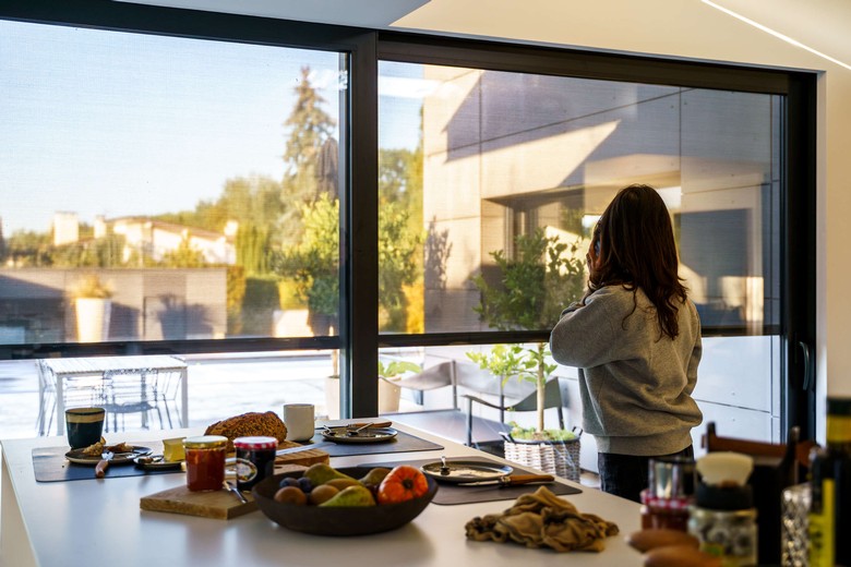 Everything You Need to Know About Vertical Screens